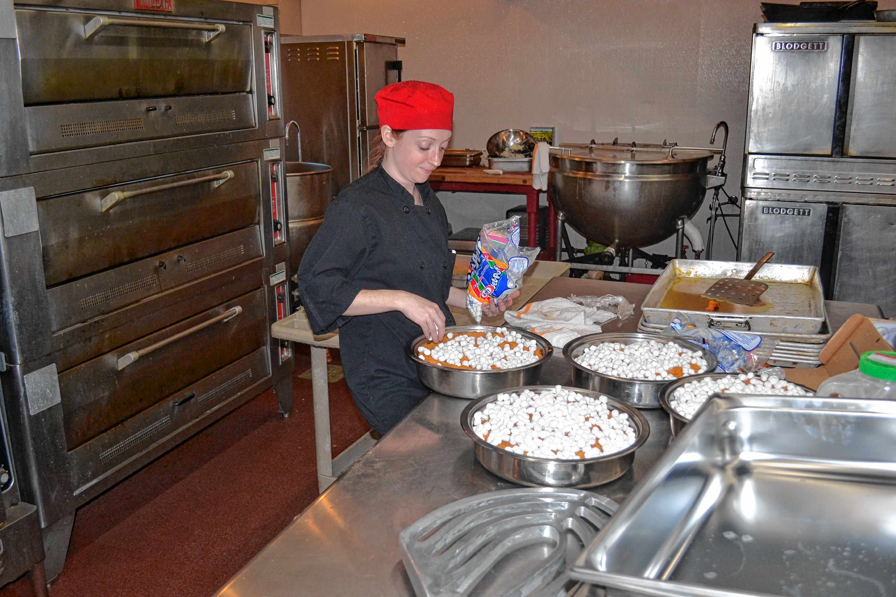 Here are some tips on how to cook for a group - The Concord Insider