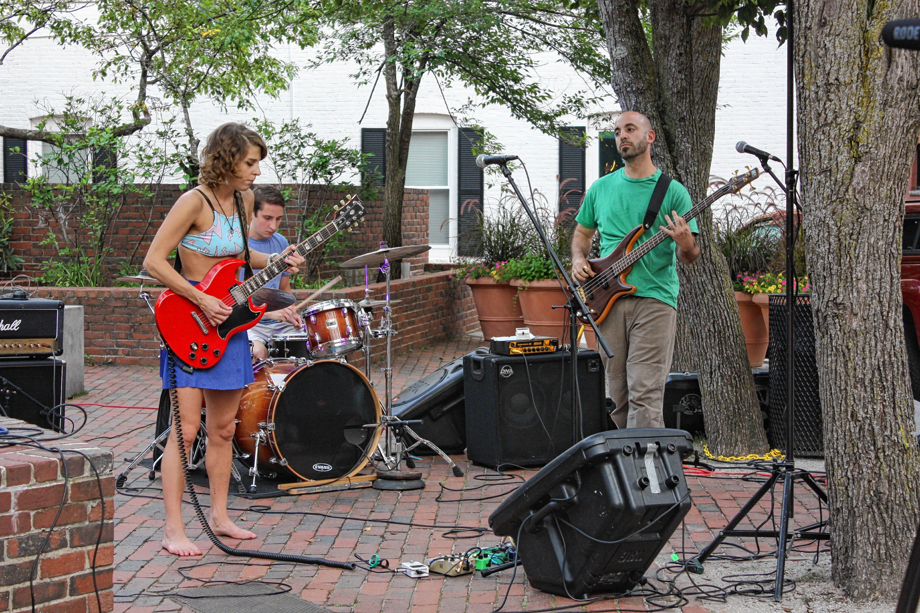 Entertainment: Some outdoor concerts to enjoy this week - The Concord ...