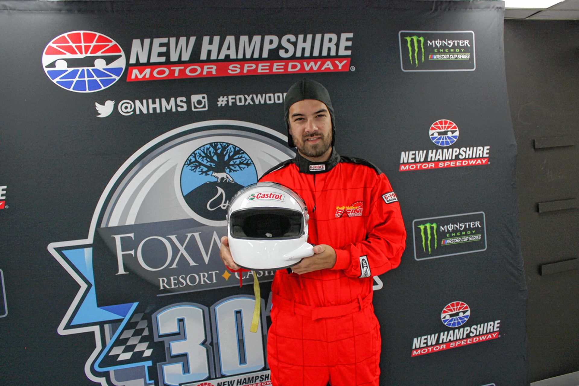 The Insider got a chance to drive a Nascar stock car around the N.H ...